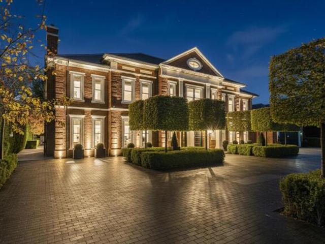 6 Bedroom House Hornchurch Greater London 98577859