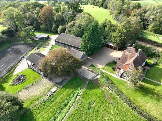 6 Bedroom House Heathfield East Sussex 101676640