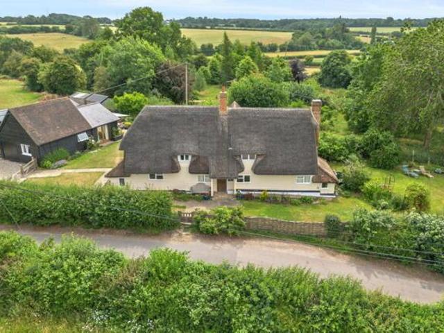 6 Bedroom House Hertfordshire Hertfordshire LS101119447