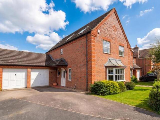 6 Bedroom House Hertfordshire Hertfordshire 101955461