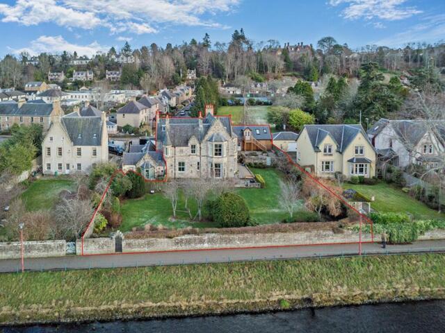 6 Bedroom House Inverness Inverness LS100132291