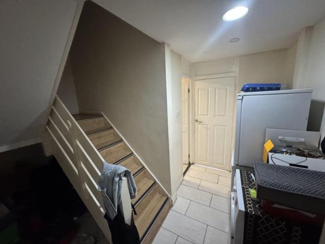 6 Bedroom House in Plaistow