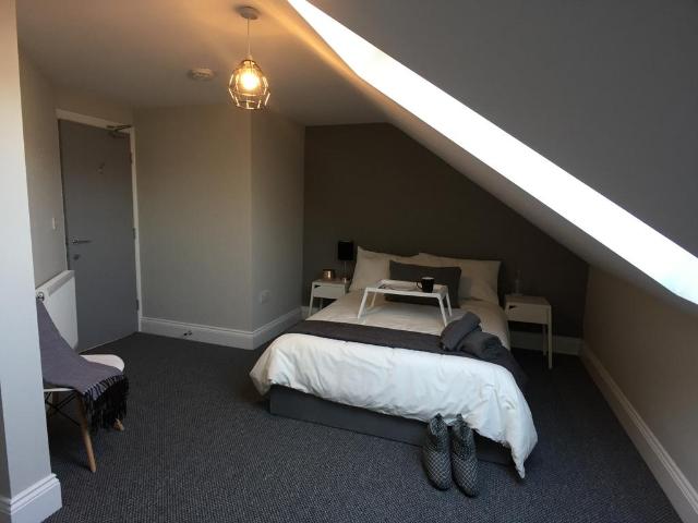 6 bedroom house of multiple occupation to rent