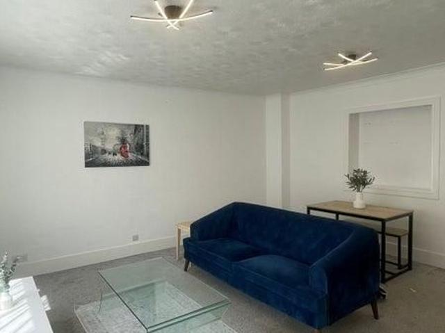 6 bedroom house of multiple occupation to rent