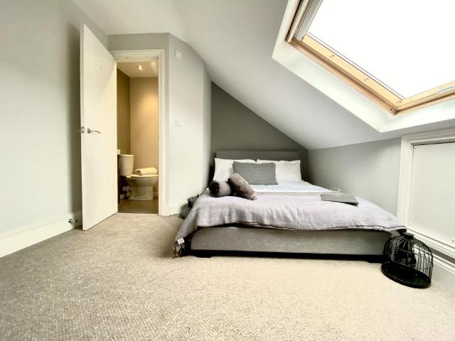 6 bedroom house of multiple occupation to rent