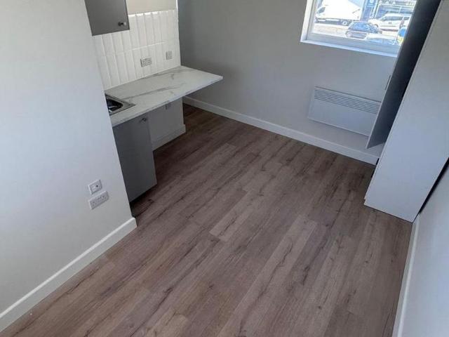 6 bedroom house of multiple occupation to rent