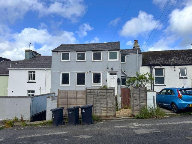 6 bedroom house of multiple occupation for sale