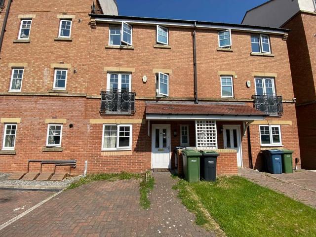 6 bedroom house of multiple occupation for sale