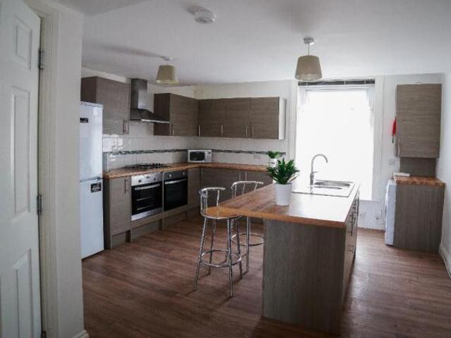 6 bedroom house of multiple occupation for sale in Hudson Road, Portsmouth, Hampshire, PO5