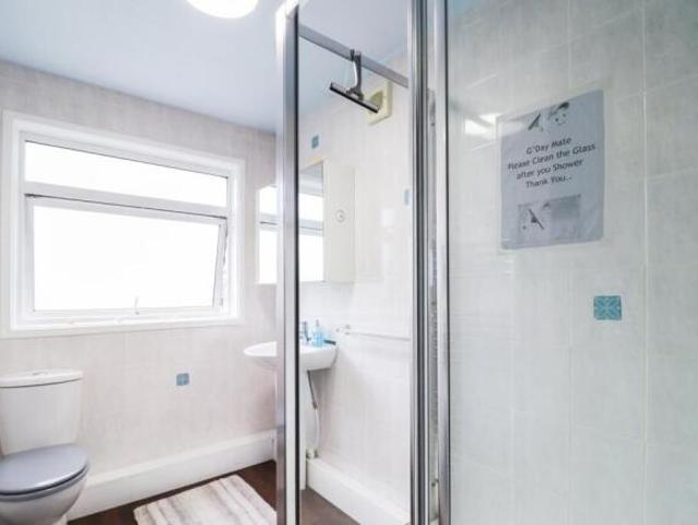 6 bedroom house of multiple occupation for sale in North Holme Court, Northampton, NN3