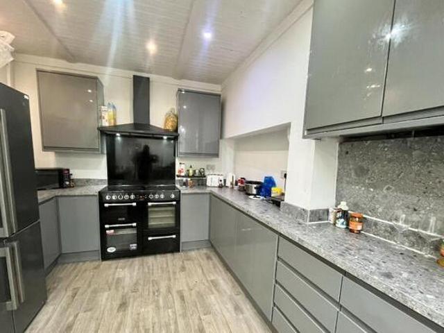 6 Bedroom House Of Multiple Occupation For Rent In Liverpool, Merseyside
