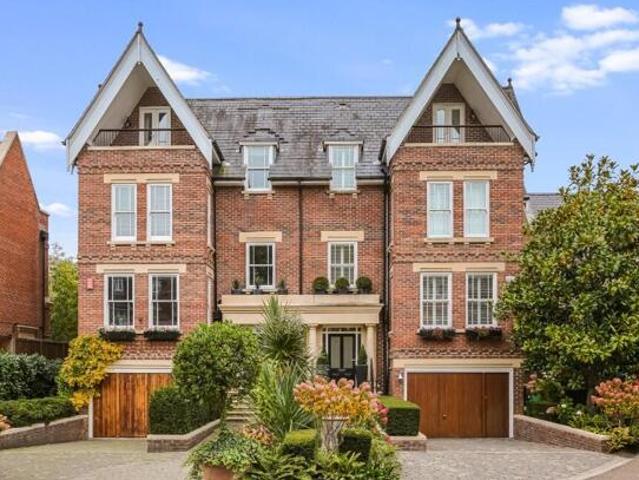 6 Bedroom House London Greater London 101316235