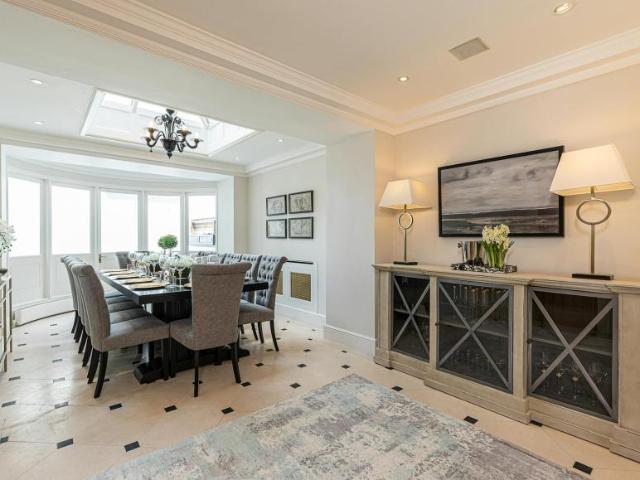 6 Bedroom House London London 99374054
