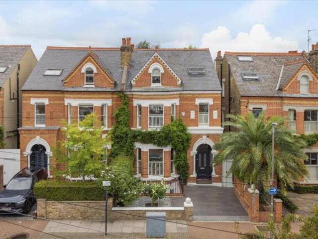 6 Bedroom House London London 100456795