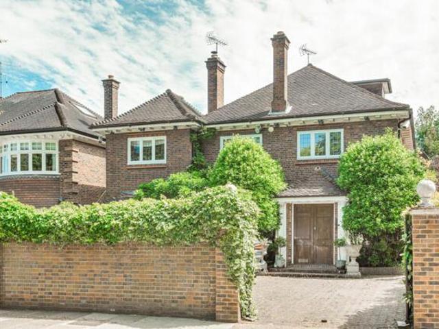 6 Bedroom House Londres Greater London LS99808630