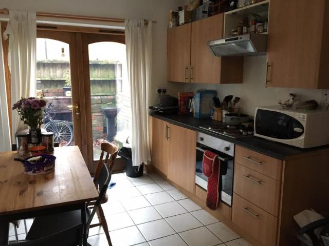 6 Bedroom House Lenton East Midlands 98286023
