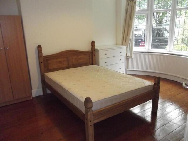 6 Bedroom House Manchester Greater Manchester 101455058
