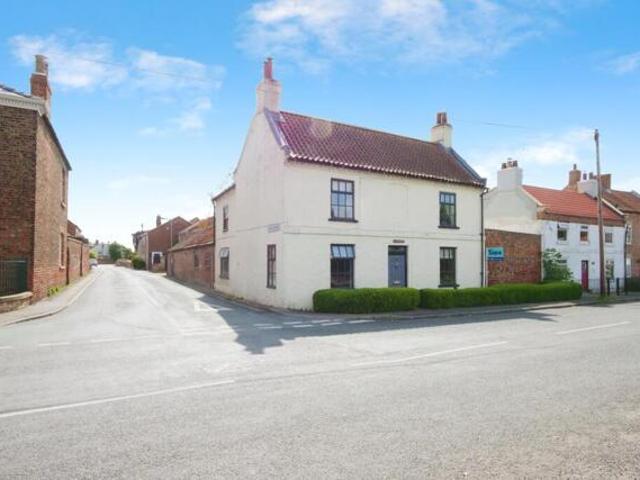 6 Bedroom House North Yorkshire North Yorkshire LS100733956