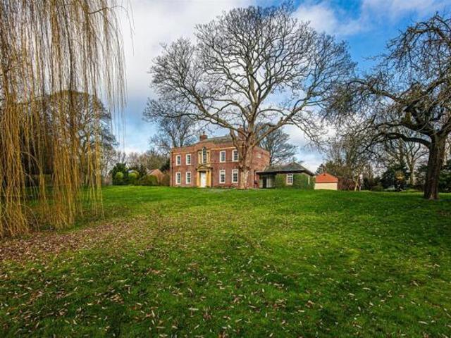 6 Bedroom House Newbold Derbyshire LS100132424