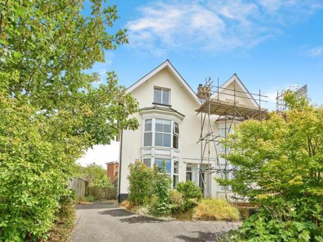 6 Bedroom House Newport Isle Of Wight 101352025