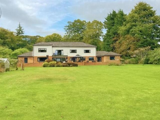 6 Bedroom House Neston Cheshire West And Chester 98687521