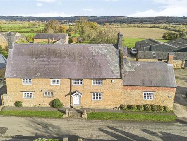 6 Bedroom House Nr Banbury Nr Banbury LS99840236
