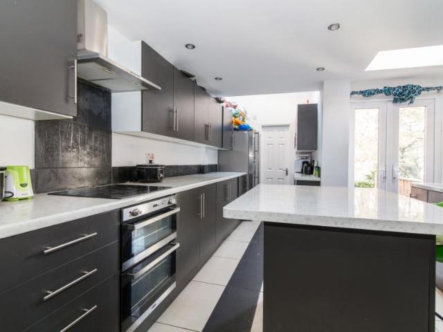 6 Bedroom House Selly Oak West Midlands 98286067