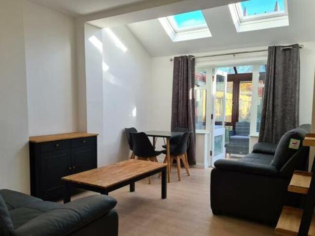 6 Bedroom House Share For Rent In 48 Eachard Road