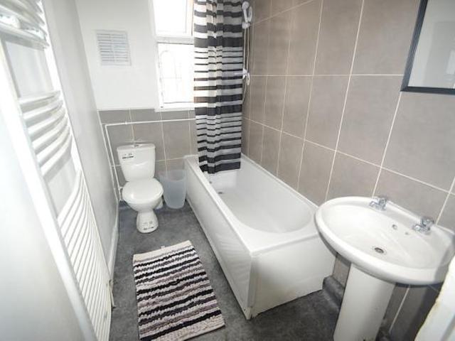 6 bedroom house share for rent in Brudenell Mount, Leeds, West Yorkshire, LS6