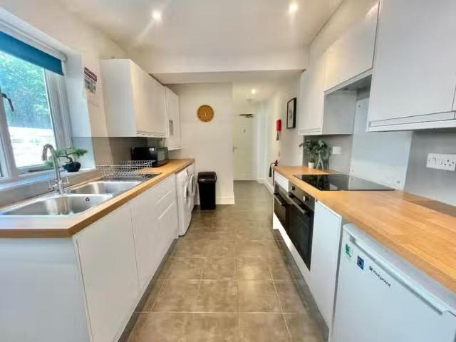 6 bedroom house share for rent in Denbigh Street, Chester, Che.