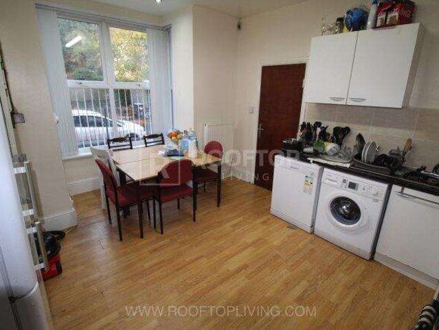 6 bedroom house share for rent in Ebor Place, LS6