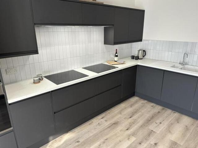 6 bedroom house share for rent in Highridge Road, Bishopsworth, BS13