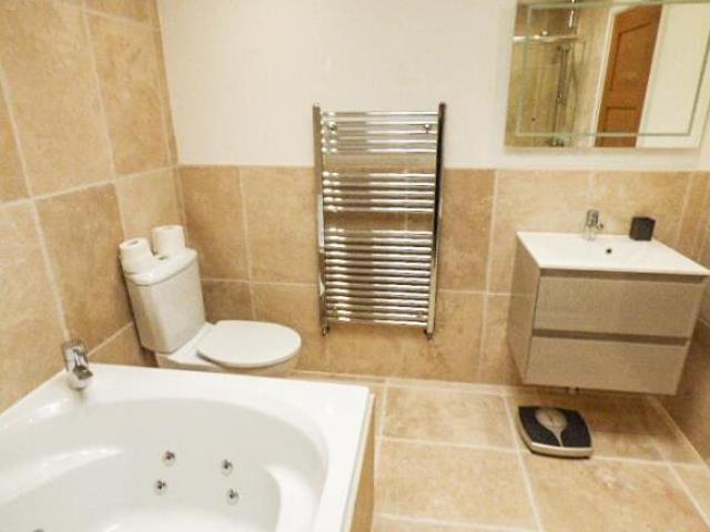 6 bedroom house share for rent in London Road, Widford, Chelmsford, CM2