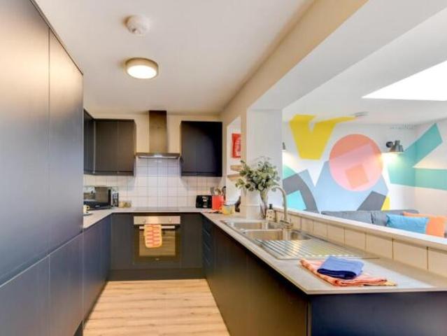 6 bedroom house share for rent in Sedgemoor Road, Bath, Somerset, BA2