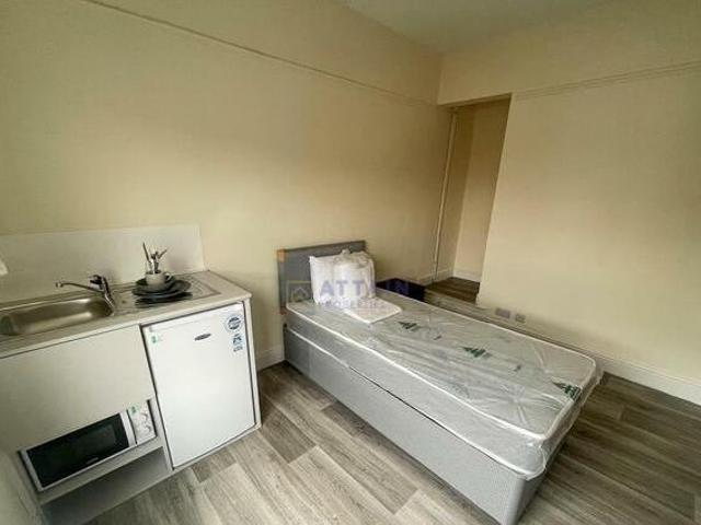 6 Bedroom House Share For Rent In Palmerston Street