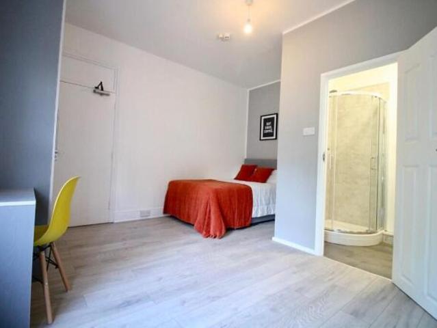 6 bedroom house share for rent in Park Road, Peterborough, Cambridgeshire, PE1