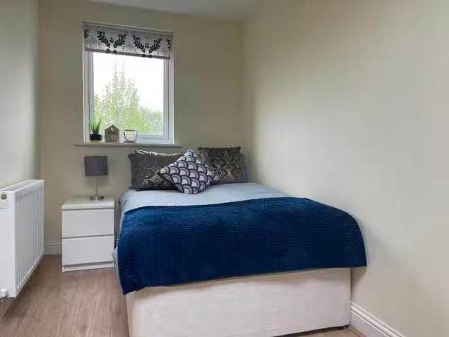 6 bedroom house share for rent in Room 5, Gladeside, CB4