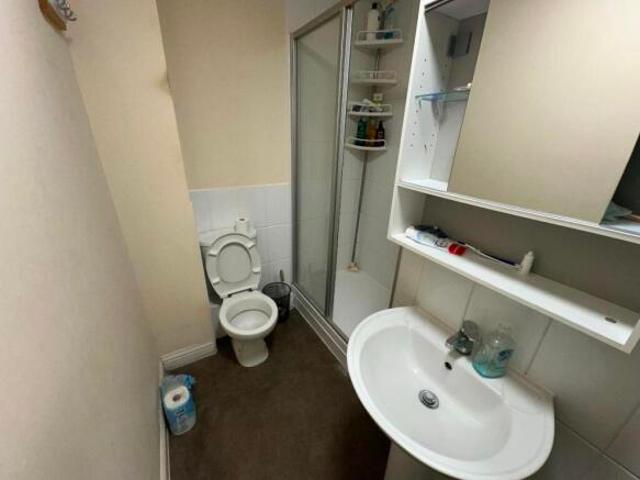 6 bedroom house share for rent in Room 2, Limedale Close, CB1