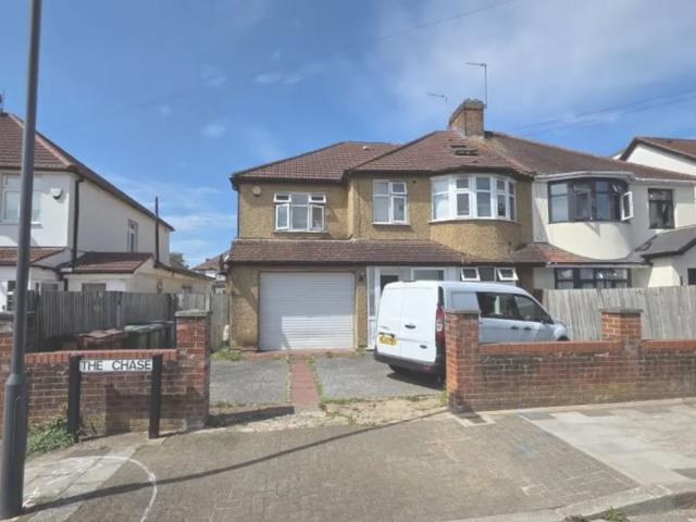 6 bedroom house share for sale