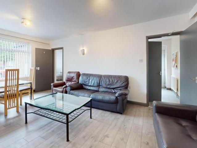 6 bedroom house share to rent