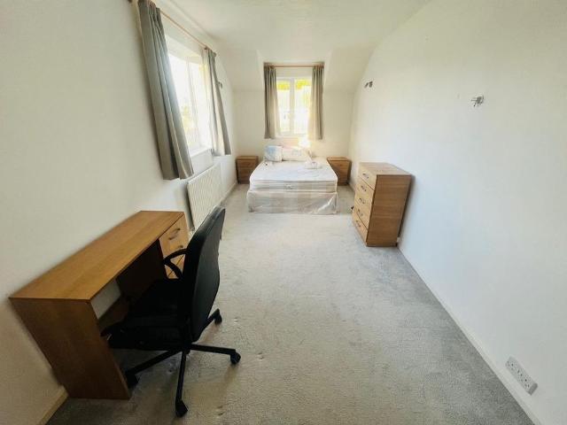 6 bedroom house share to rent
