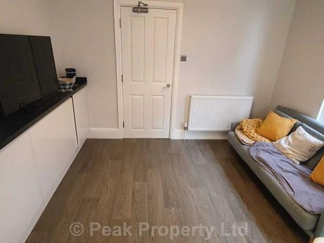 6 bedroom house share to rent