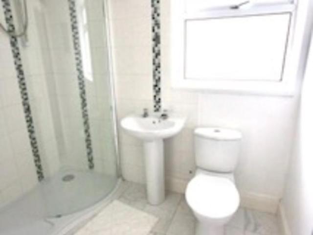 6 bedroom house share to rent