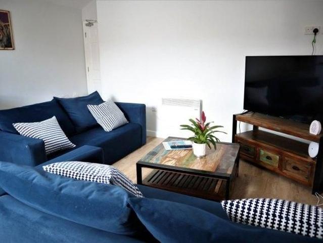 6 bedroom house share to rent