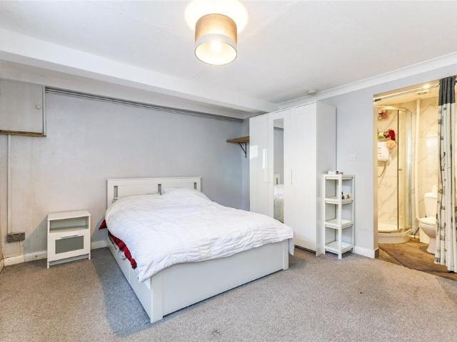 6 bedroom house share to rent