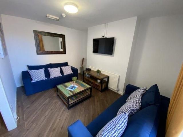 6 bedroom house share to rent