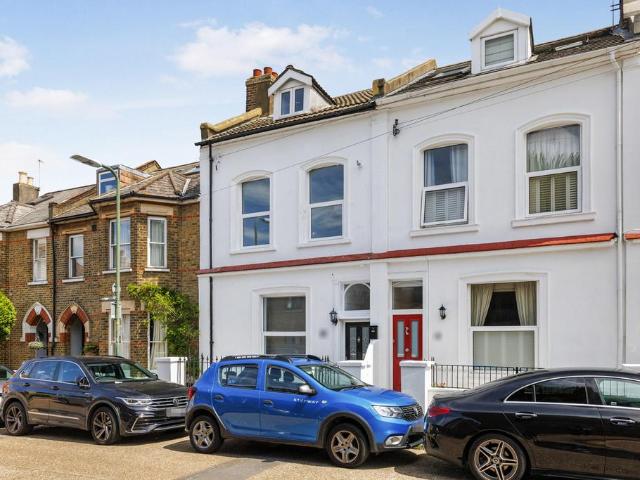 6 bedroom house share to rent