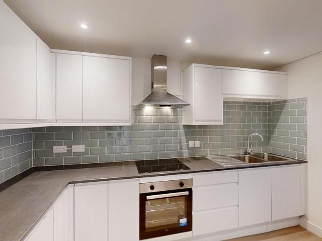 6 bedroom house share to rent