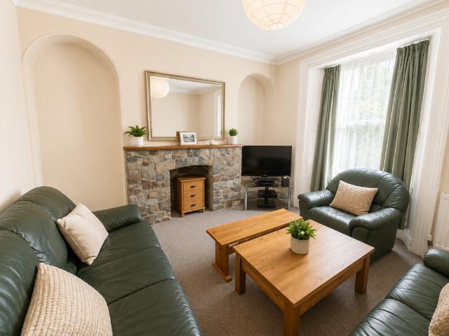 6 bedroom house share to rent