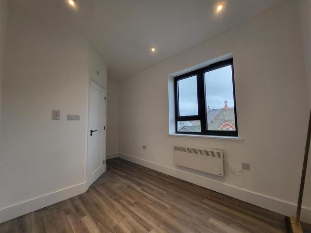 6 bedroom house share to rent